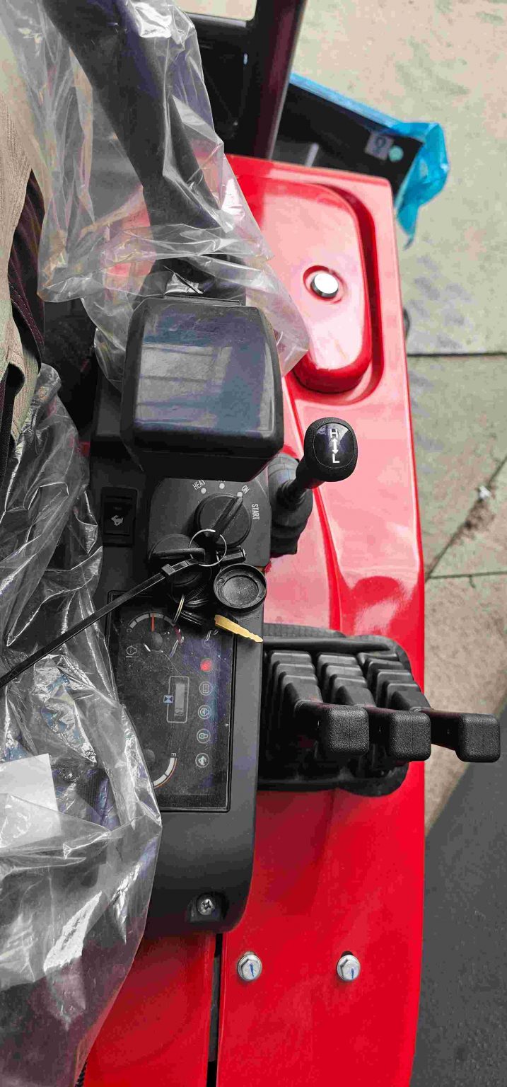 UME22 Mini Excavator From UHI, (UME22) - UHI Machinery Aus